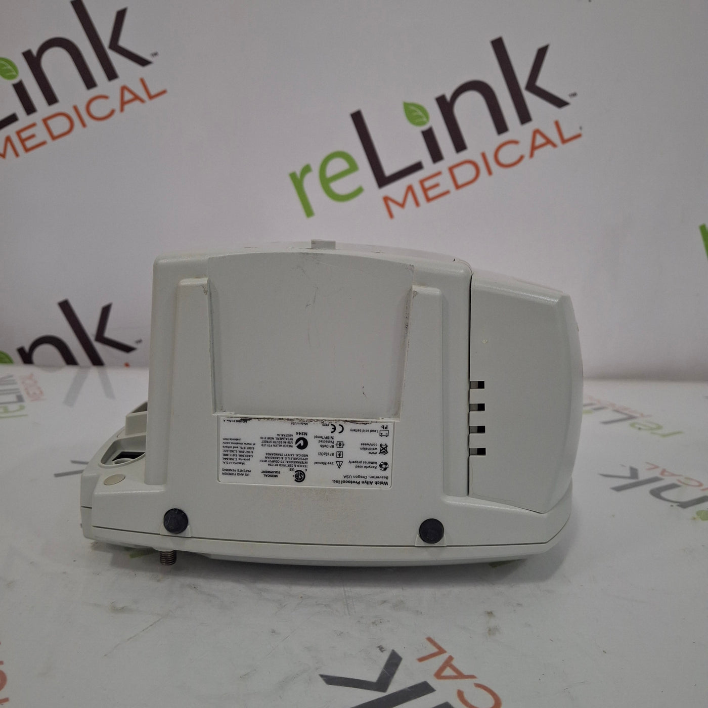 Welch Allyn 300 Series - Masimo SpO2, Temp Vital Signs Monitor