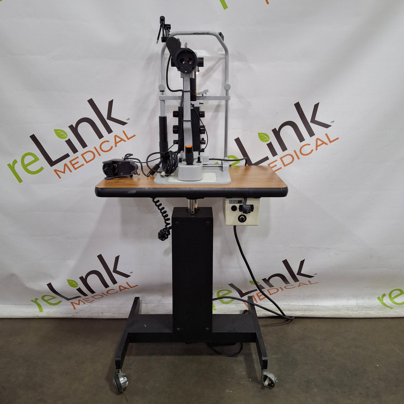 Carl Zeiss 30 SL-M Slit Lamp