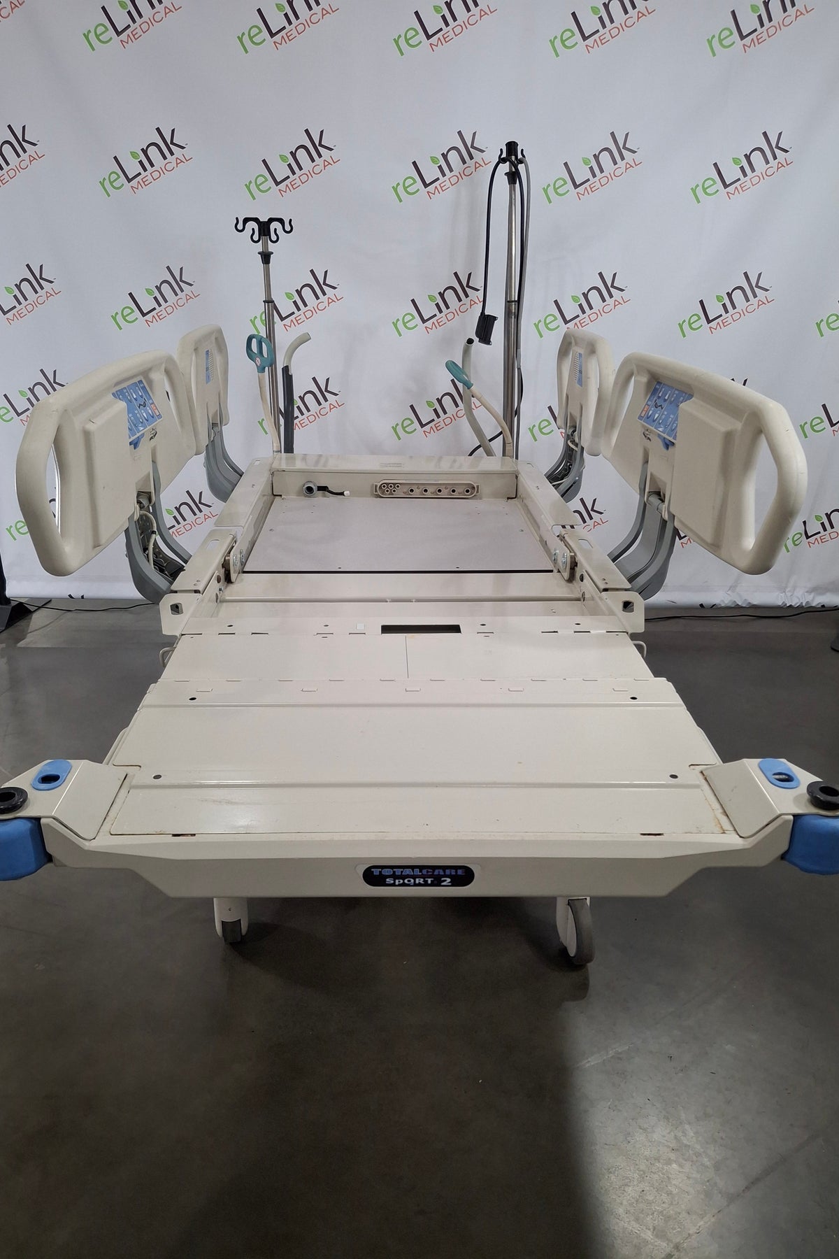 Hill-Rom Totalcare P1900 Patient Bed