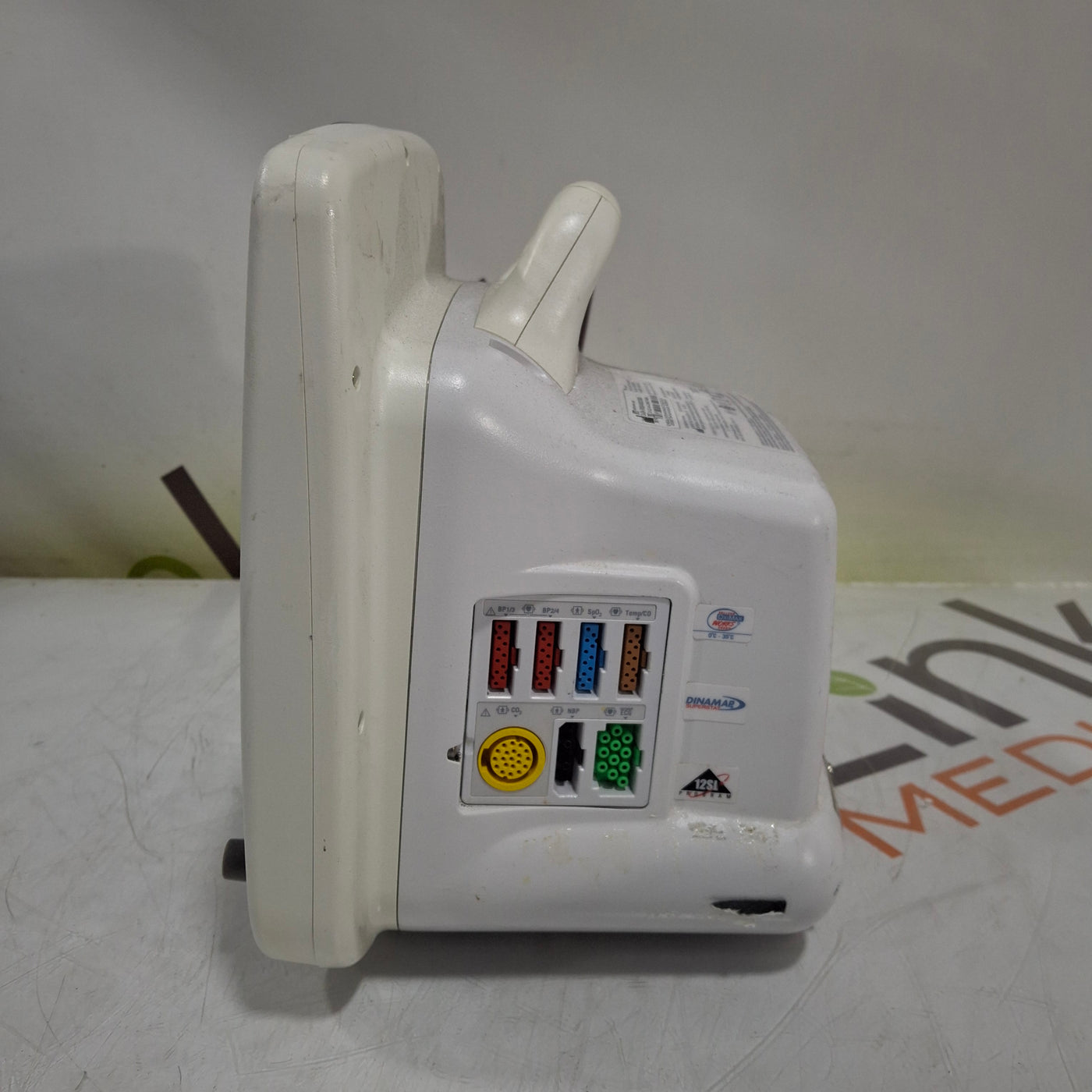 GE Healthcare Dash 5000 - GE/Nellcor SpO2 Patient Monitor