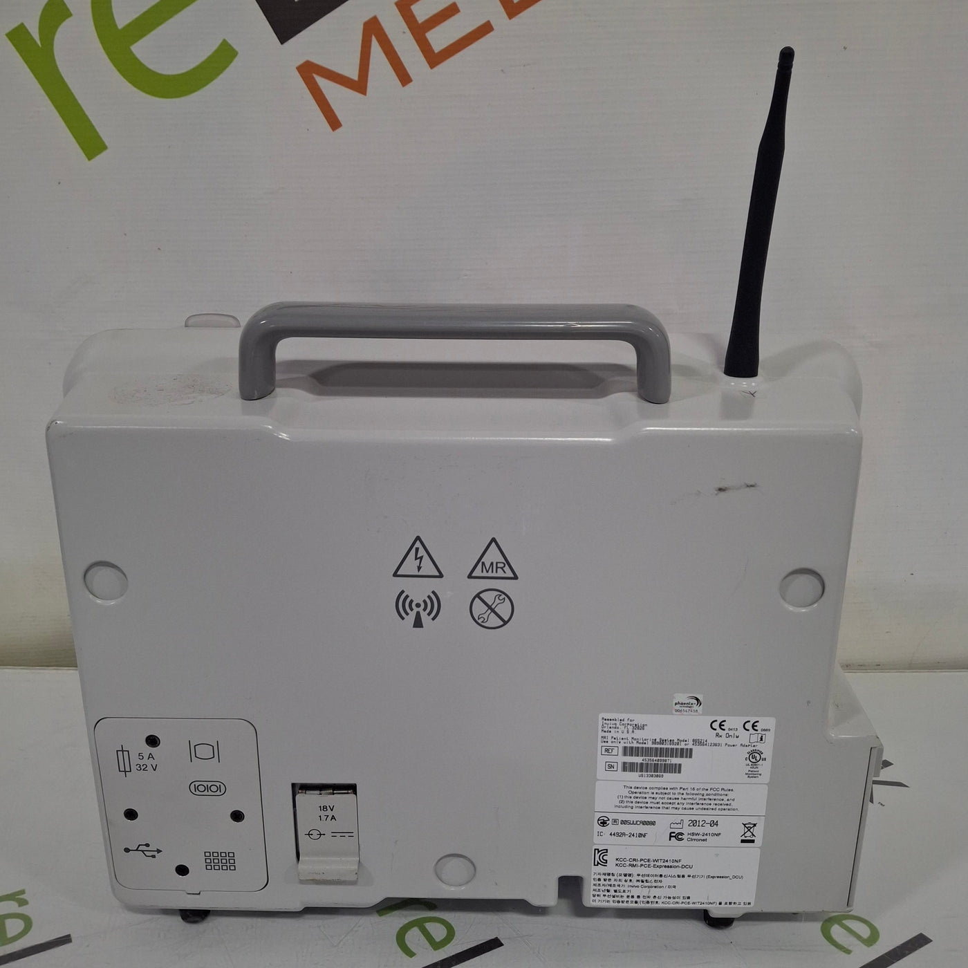 Philips Invivo Expression MRI Compatible Patient Monitor