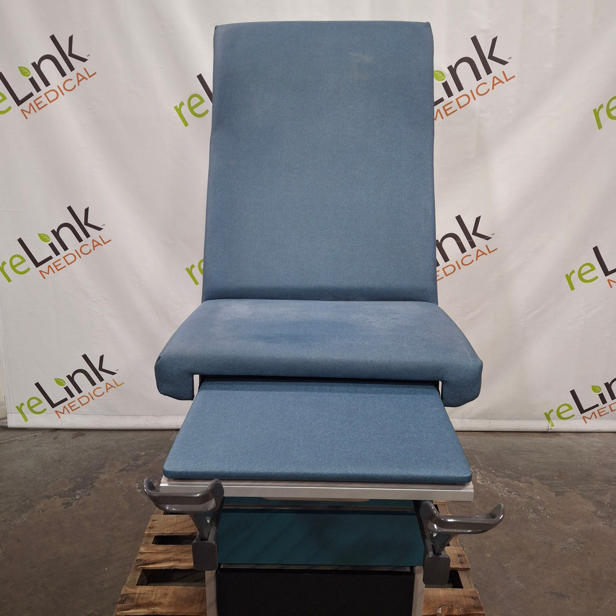 Midmark Ritter 100 Exam Table