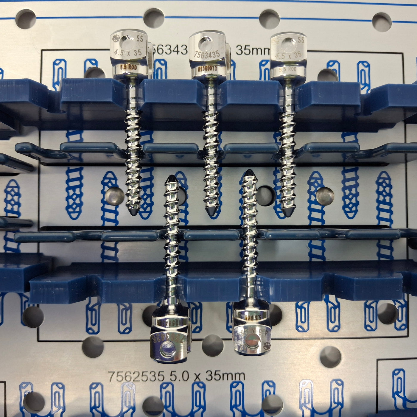 Medtronic CD Horizon Legacy Fixed Angle Screws Implant Tray