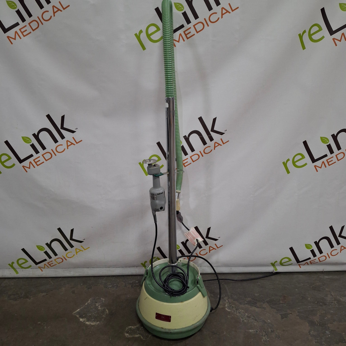 Stryker 840 cast cutter