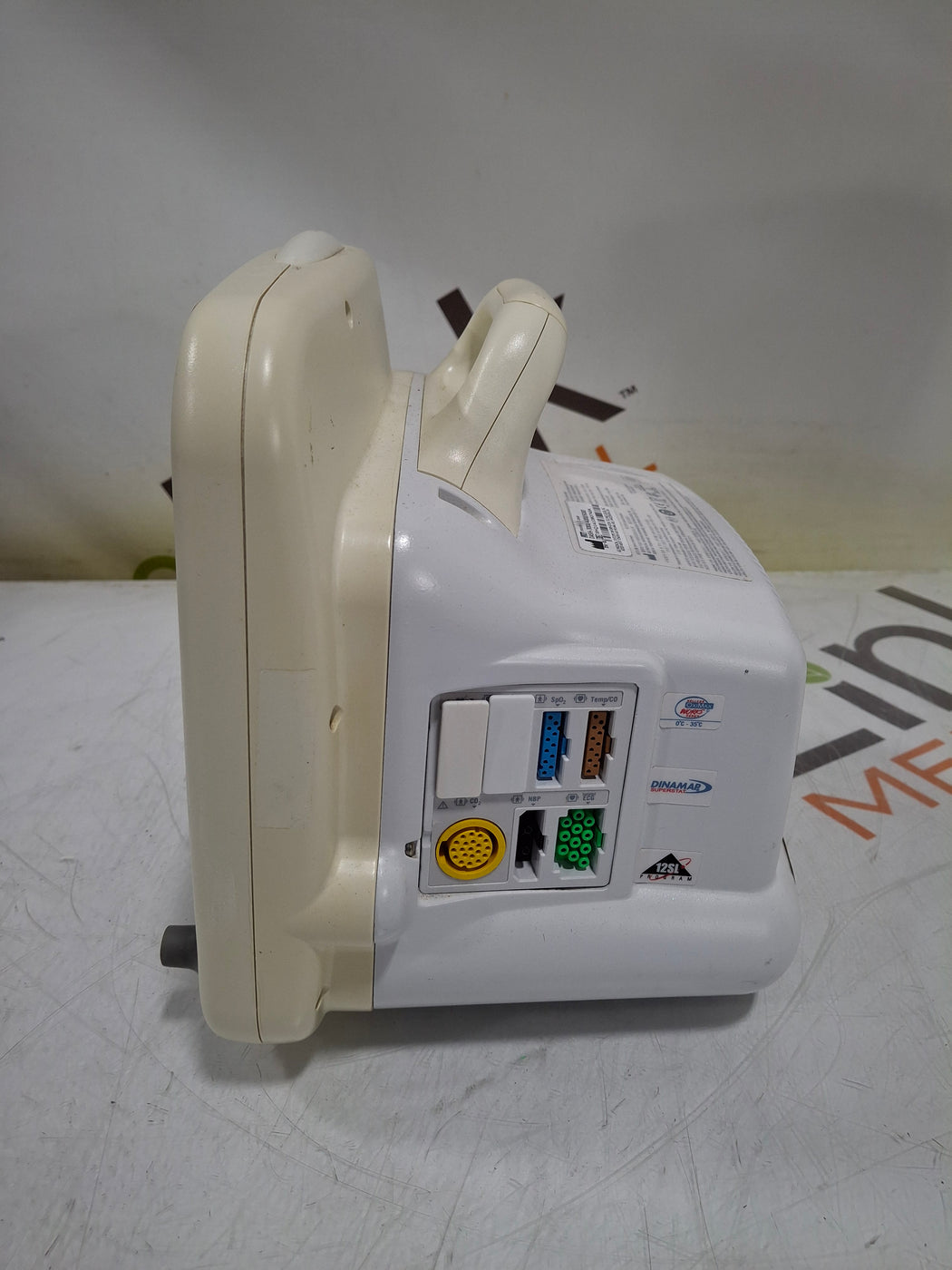 GE Healthcare Dash 4000 - GE/Nellcor SpO2 Patient Monitor