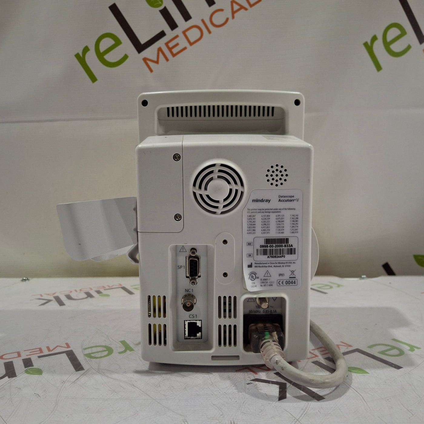 Mindray Datascope Accutorr V Vital Signs Monitor
